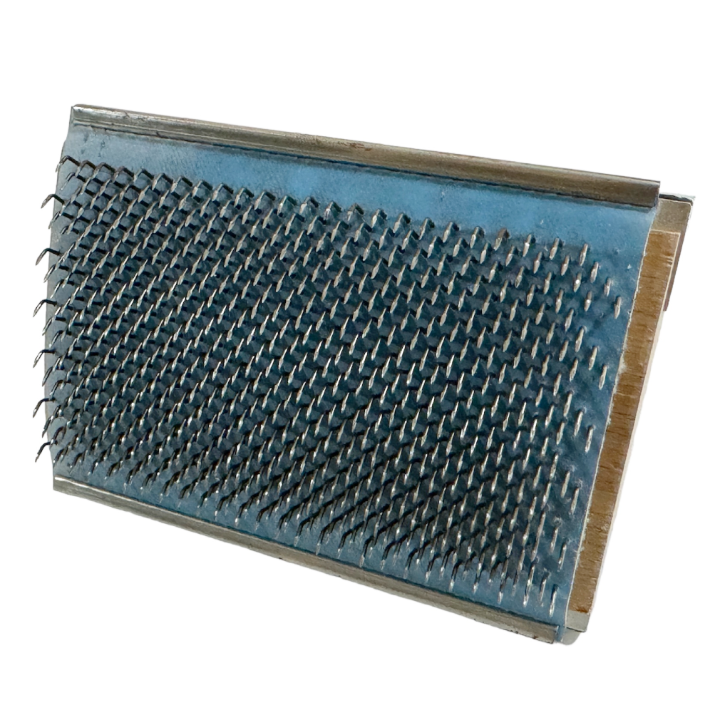 Carding hangle to equalized the polishing cloths discs, hard metal bla ...